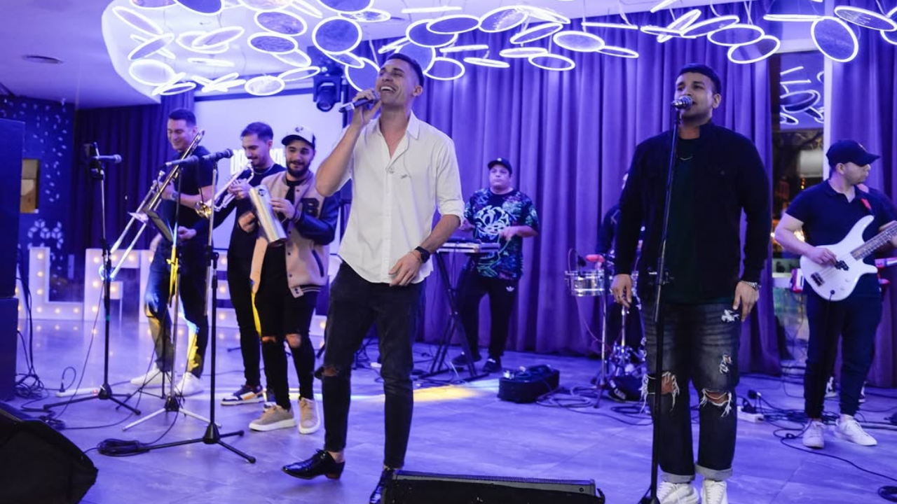 4 | Ramasso Productora - Contrataciones de Artistas